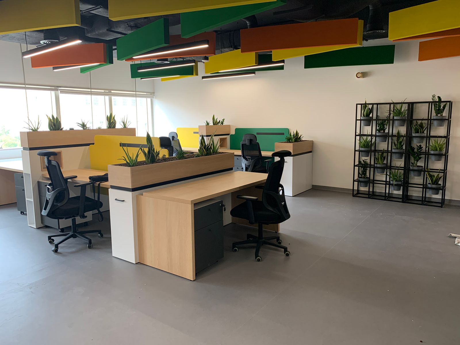 Office Work Center - Furniture for your Work Environment